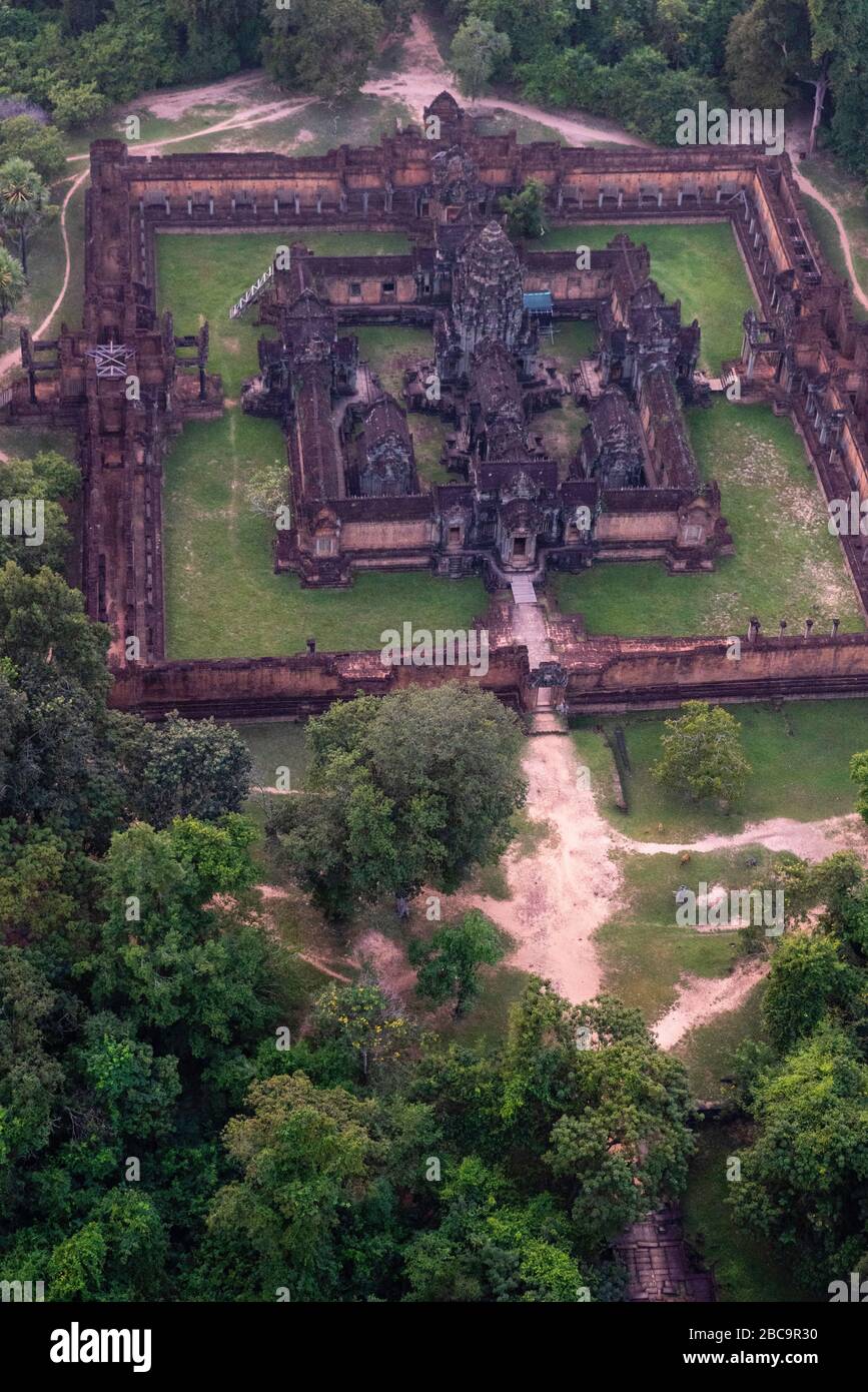 Angkor wat aerial view hi-res stock photography and images - Alamy
