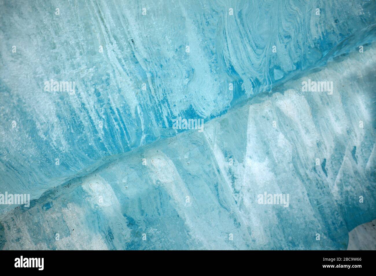 Ice cubes piled up, close-up Stock Photo - Alamy
