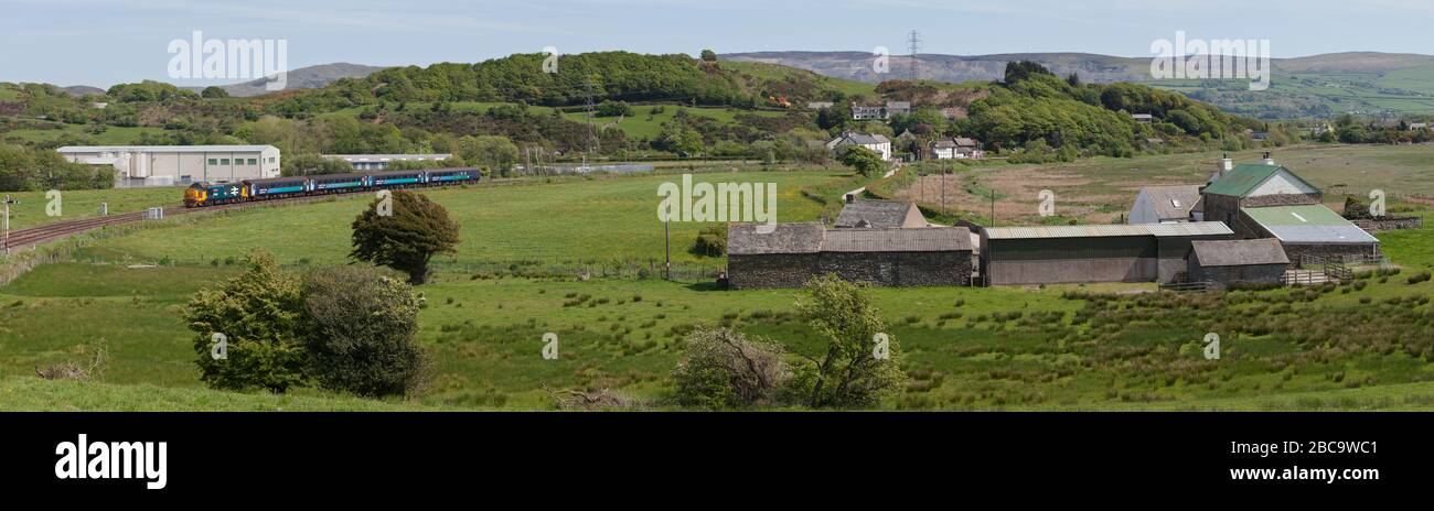 DRS Class 37 locomotive 37402 passing Foxfield on the scenic Cumbrian ...