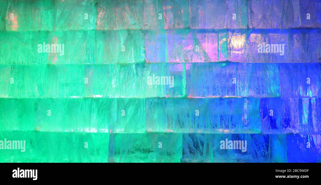 Ice cubes piled up, close-up Stock Photo - Alamy