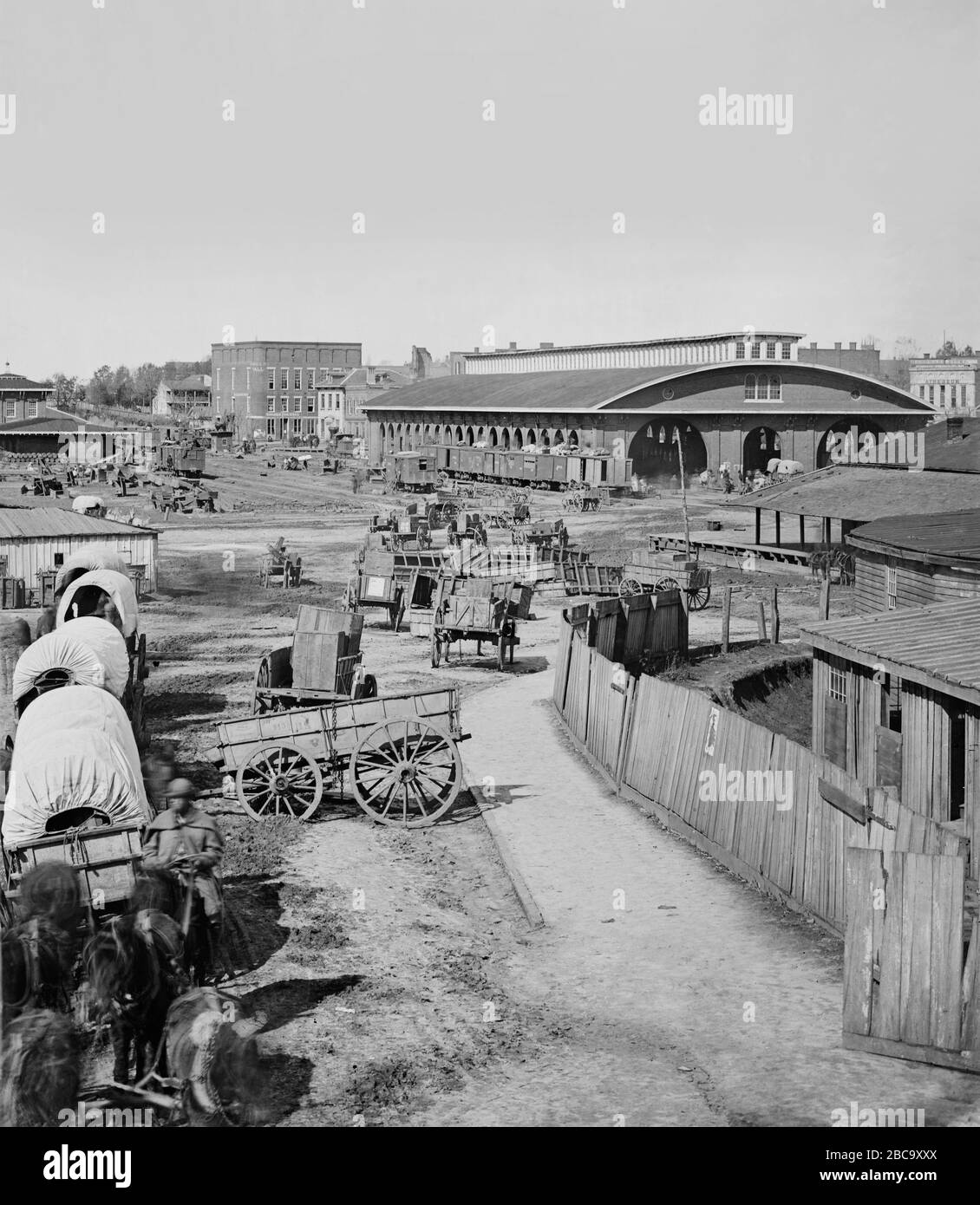Vintage railroad depot hi-res stock photography and images - Alamy