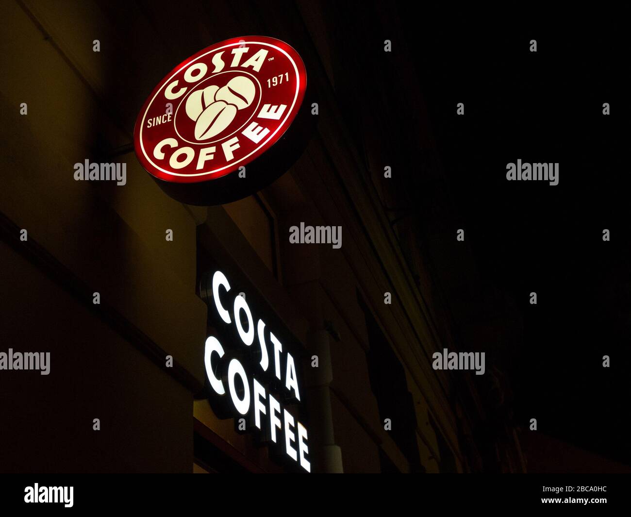 Costa coffee logo hi-res stock photography and images - Alamy