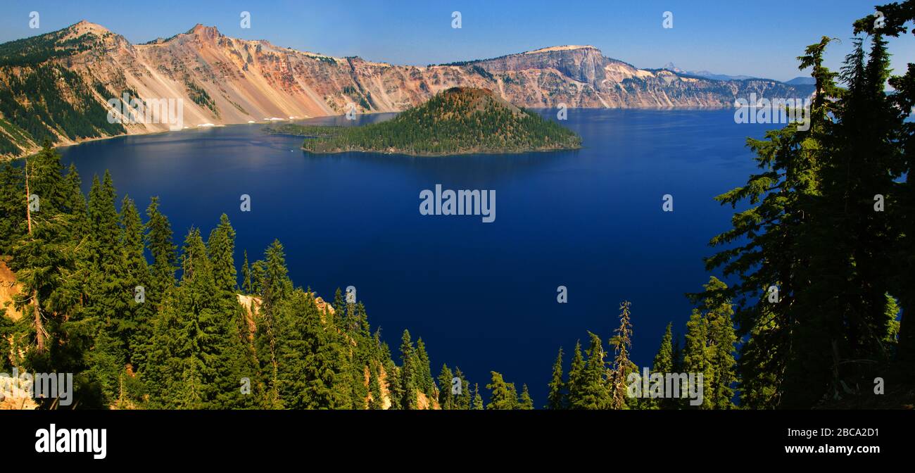 Wizard Island, Crater Lake National Park, Oregon USA Stock Photo - Alamy
