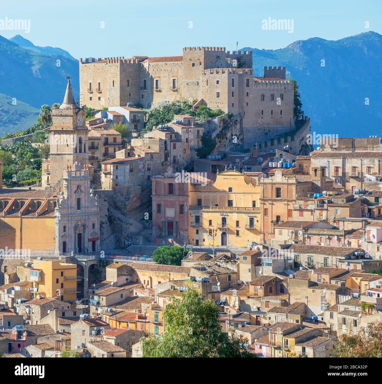 View of Caccamo village, Caccamo, Sicily, Italy Stock Photo - Alamy