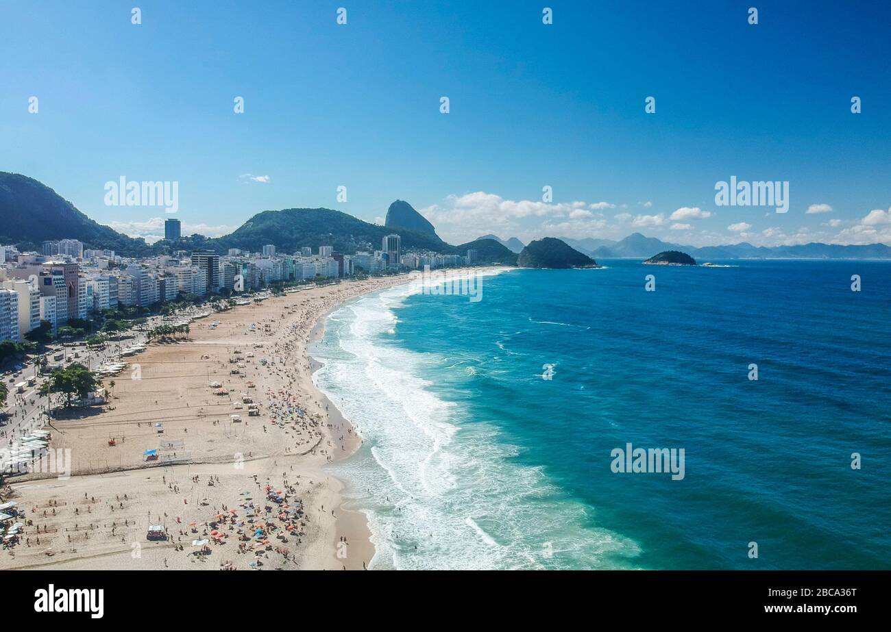 Famous copacabana hi-res stock photography and images - Alamy