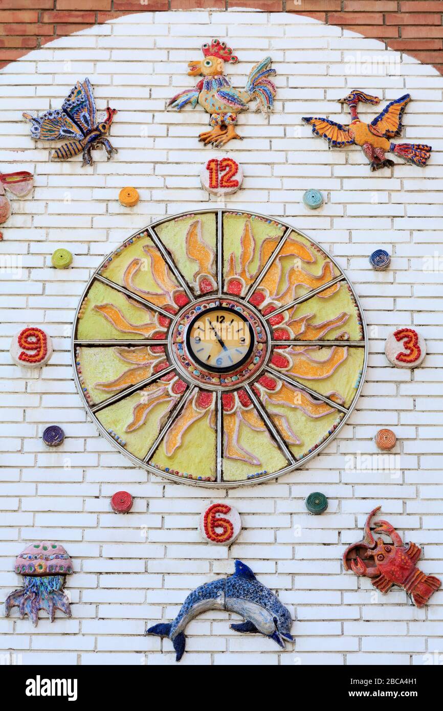 Puppet clock hi-res stock photography and images - Alamy