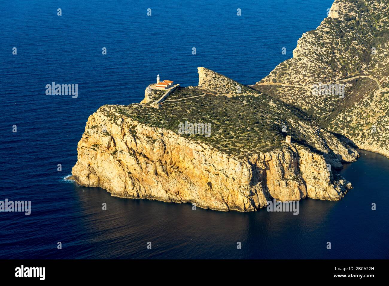 Dragon island hi-res stock photography and images - Alamy