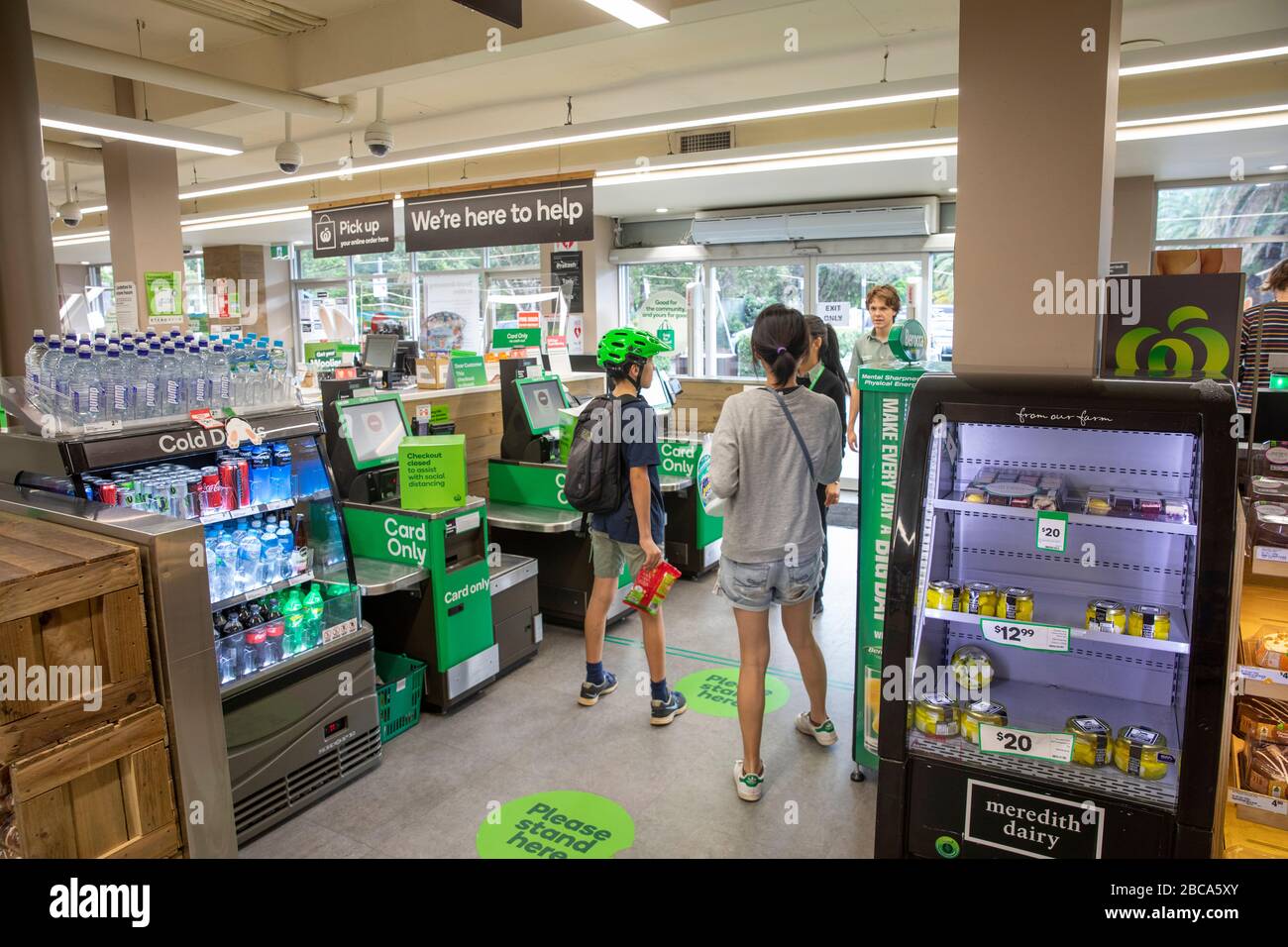 Australian supermarket checkouts hi-res stock photography and images ...