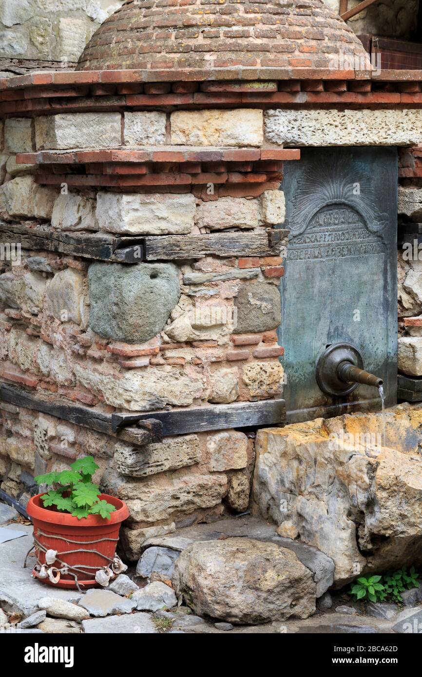 Eastern well hi-res stock photography and images - Alamy