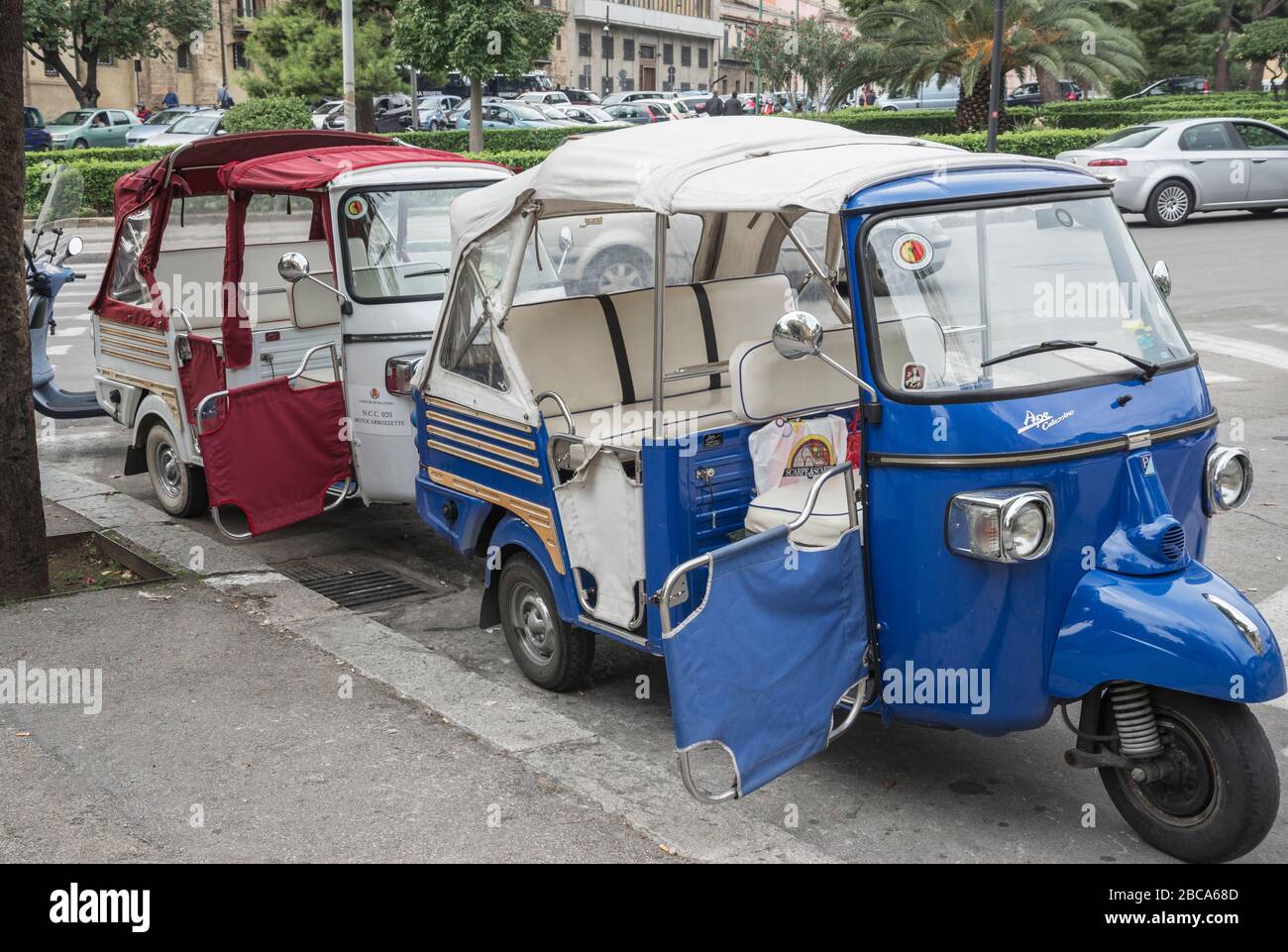 Ape taxis, Palermo, Sicily, Italy, Europe Stock Photo - Alamy