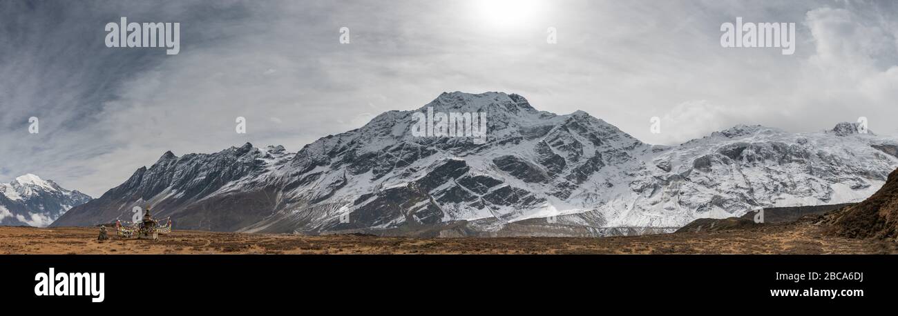 Himal chuli hi-res stock photography and images - Alamy