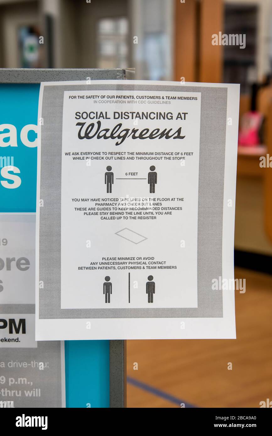 Walgreens pharmacy drugstore hi-res stock photography and images - Alamy