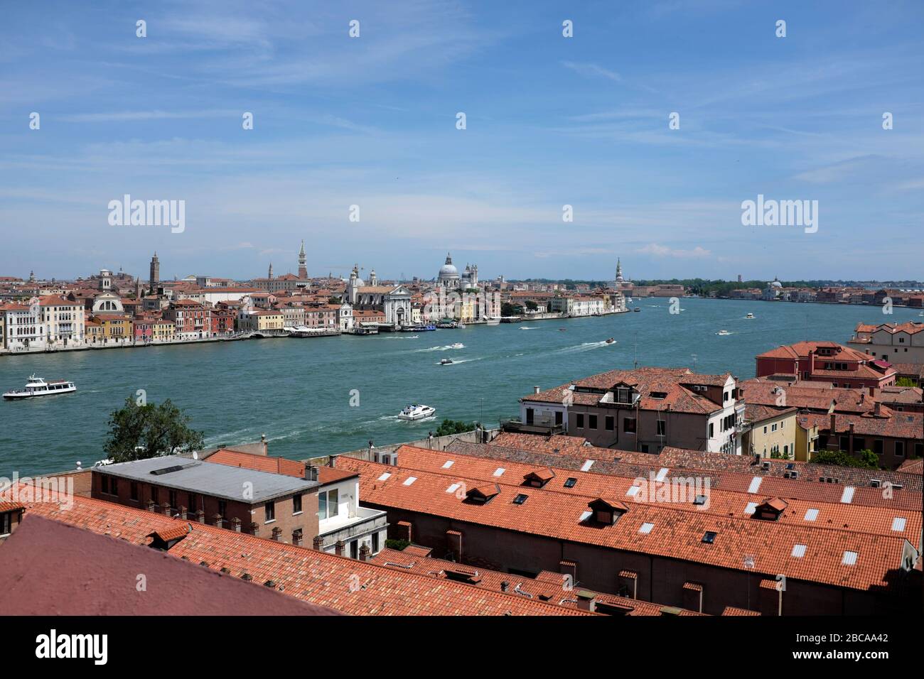 Skyline rooftop bar venice hi-res stock photography and images - Alamy