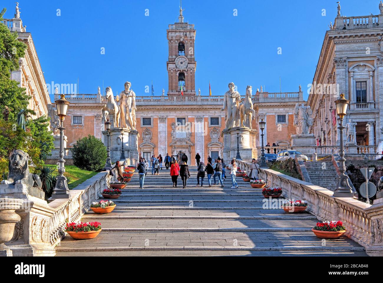 Michelangelo staircase hi-res stock photography and images - Alamy