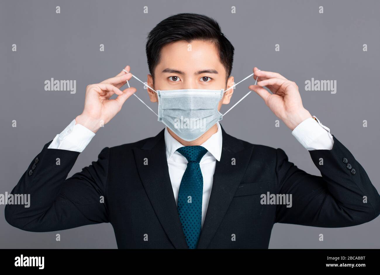 Sick man mask medical hi-res stock photography and images - Alamy