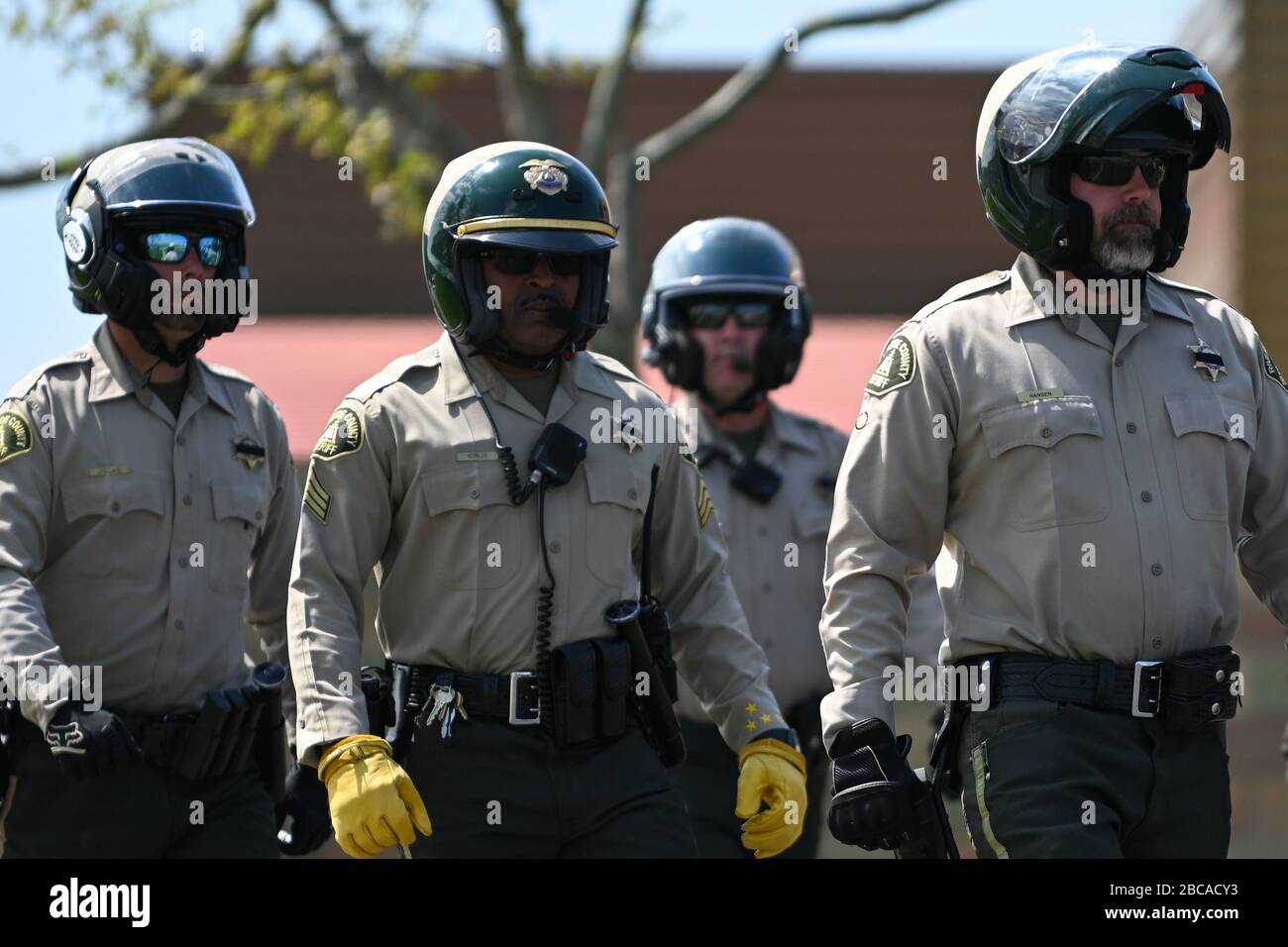 Perris, United States. 03rd Apr, 2020. Officers from various cities in ...