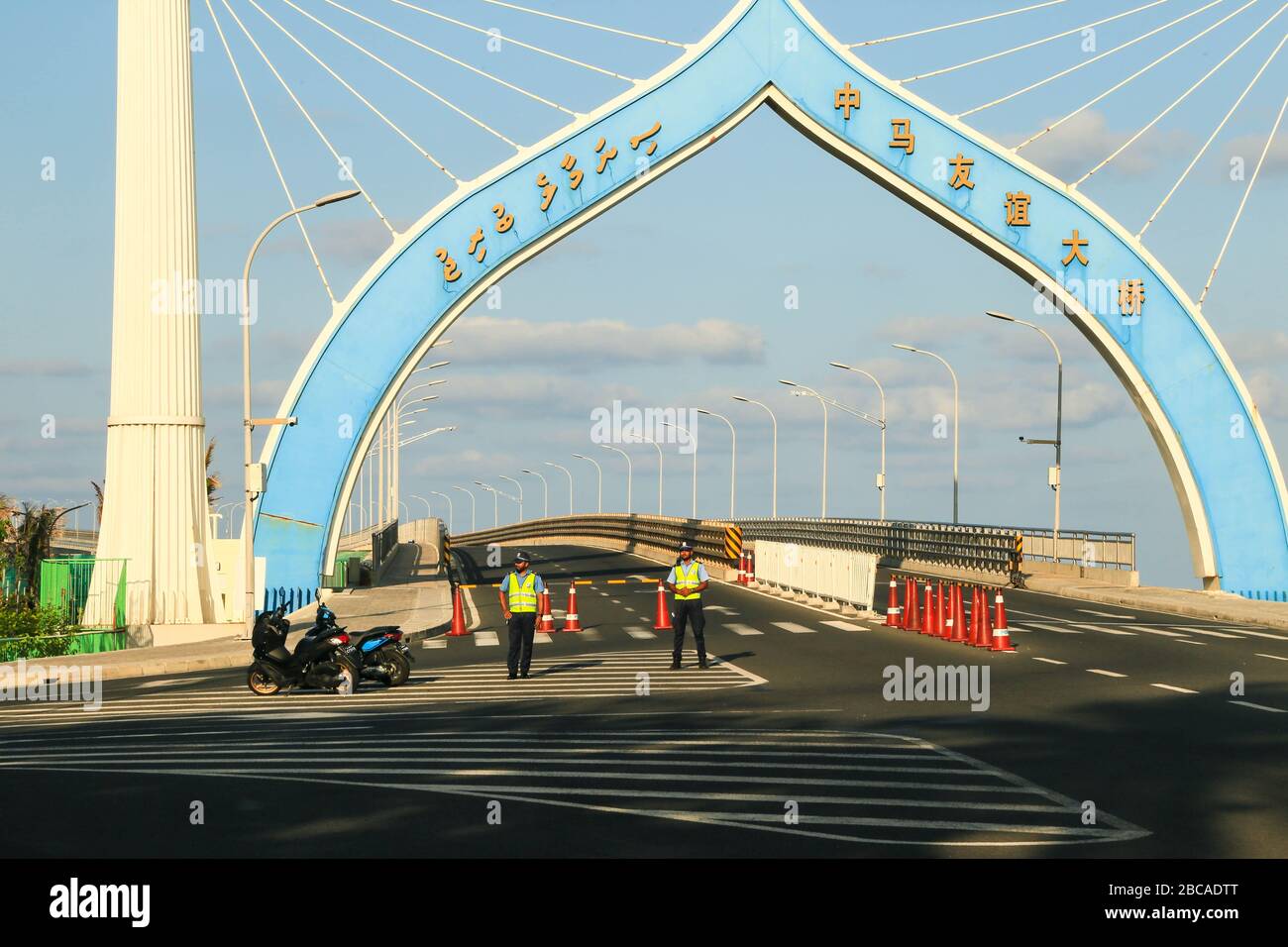 Maldives china bridge hi-res stock photography and images - Alamy