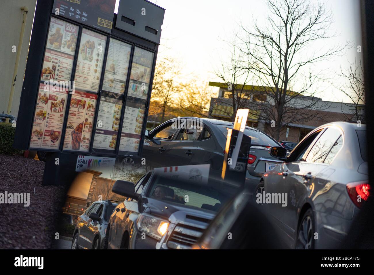 Drive thrue hi-res stock photography and images - Alamy