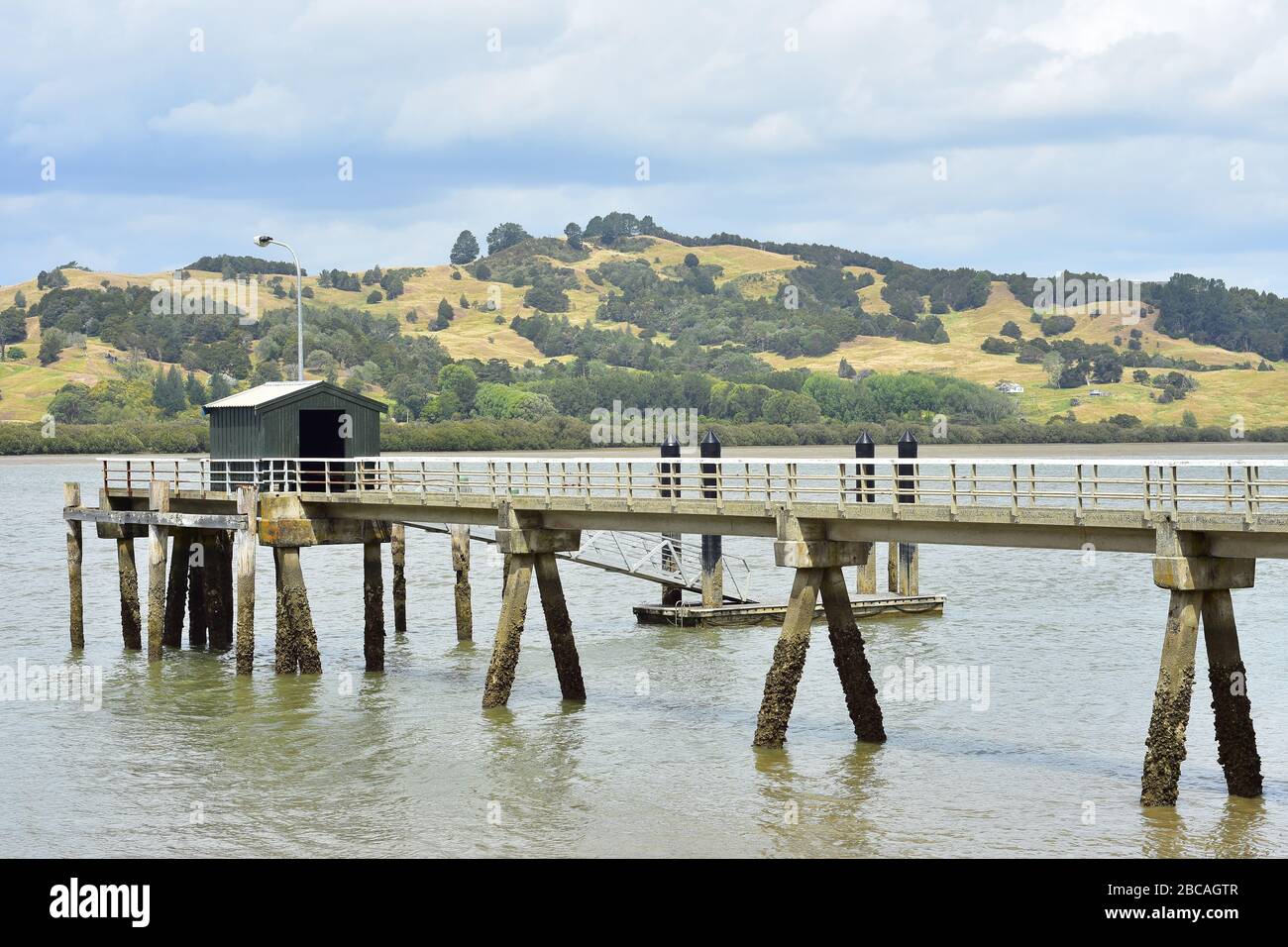 Tide mark hi-res stock photography and images - Alamy