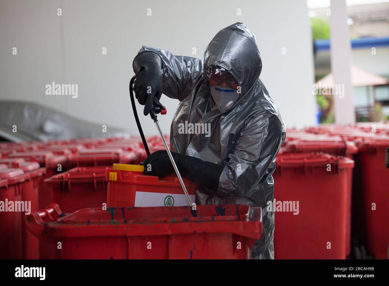 Infectious waste hi-res stock photography and images - Alamy