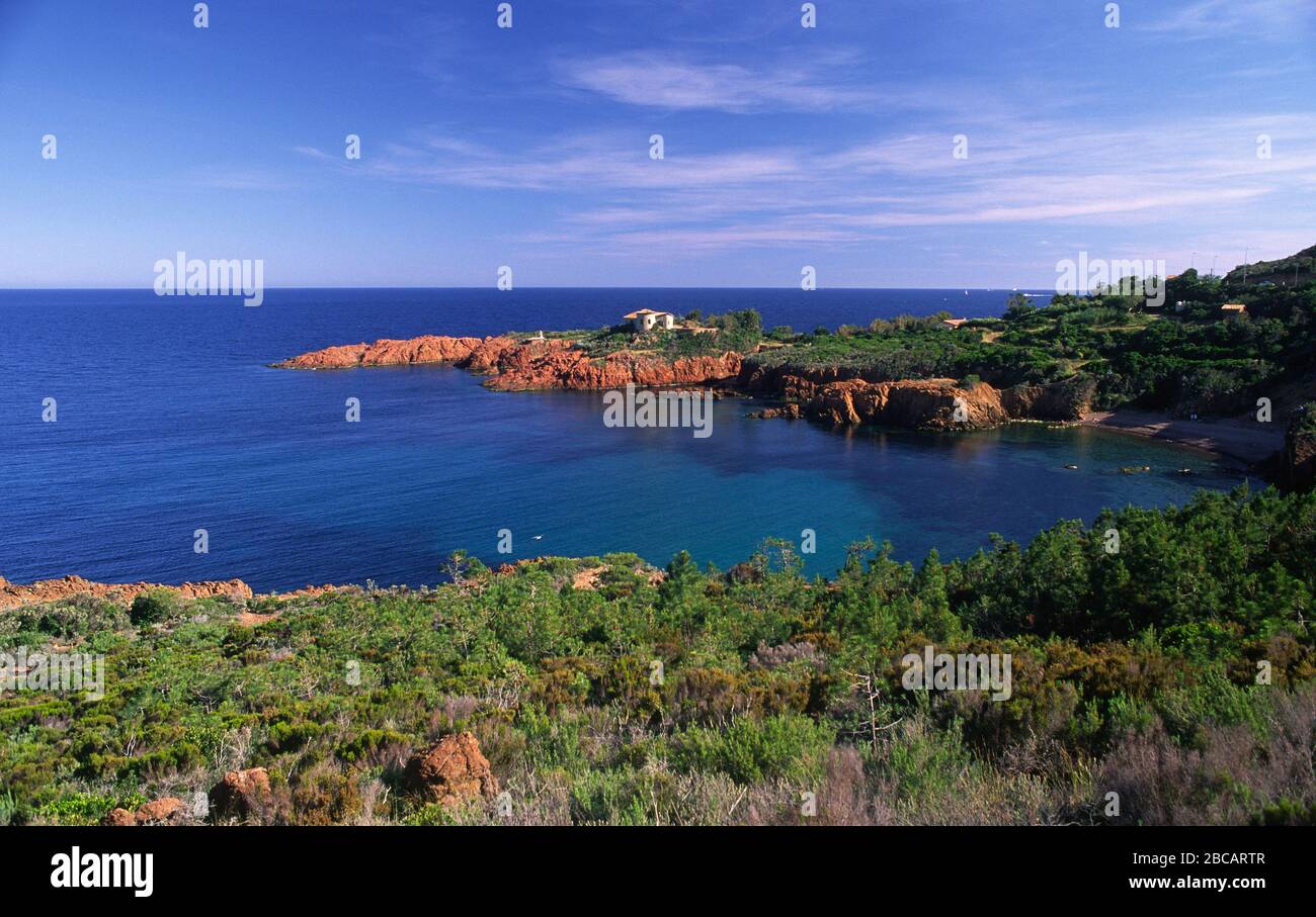 Golden cornice hi-res stock photography and images - Alamy