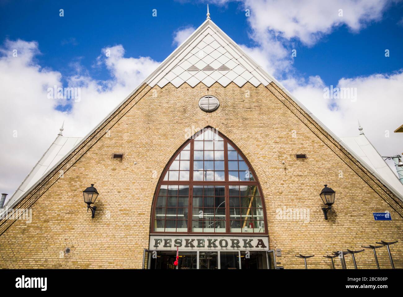 Sweden, Vastragotland and Bohuslan, Gothenburg, Feskekorka, seafood ...