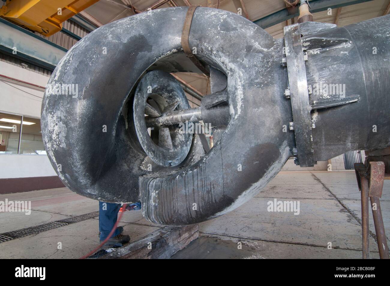 Industrial vertical hi-res stock photography and images - Alamy