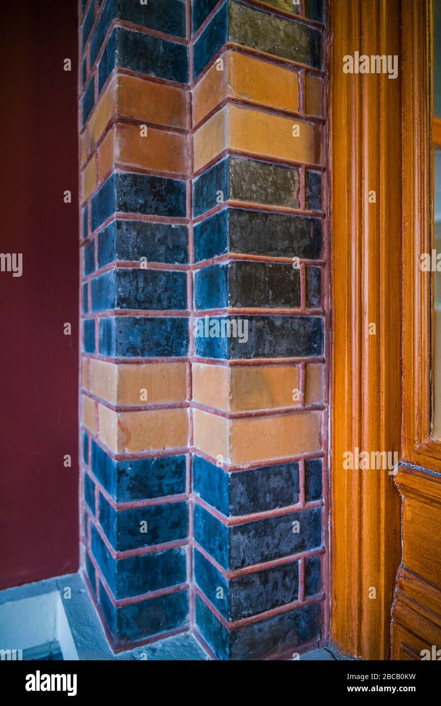 Polychrome bricks hi-res stock photography and images - Alamy