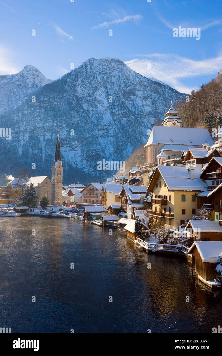 Austria, Salzkammergut, Gmunden, Hallstat, View of the town in Winter ...