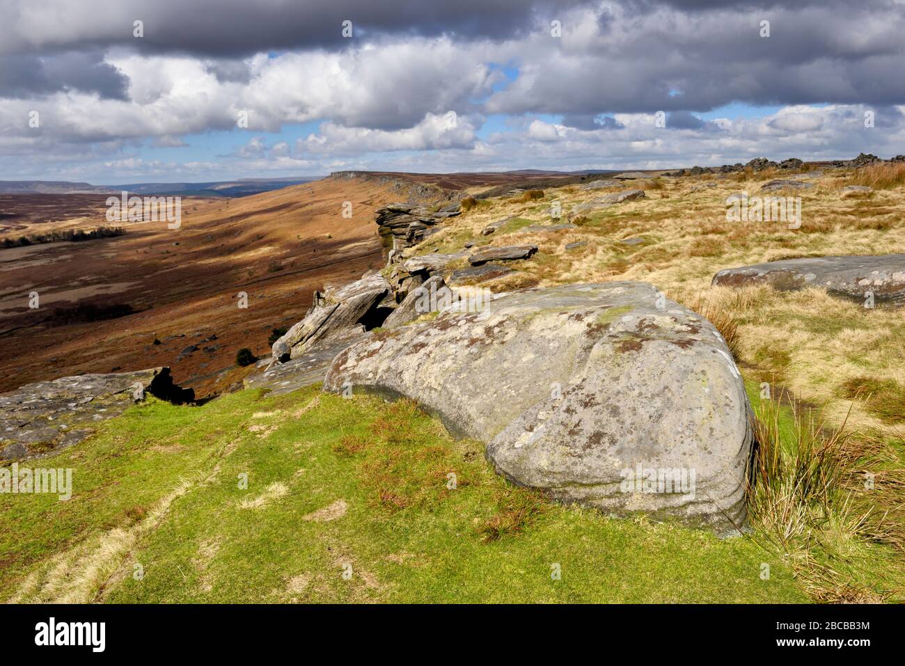 Stanage Edge, gritstone escarpment,Hathersage,Peak district national ...