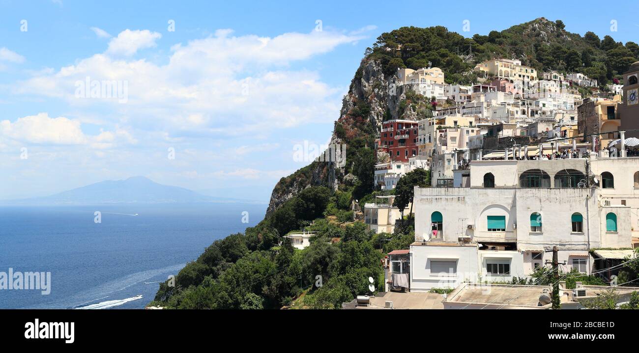 Buildings in capri hi-res stock photography and images - Alamy