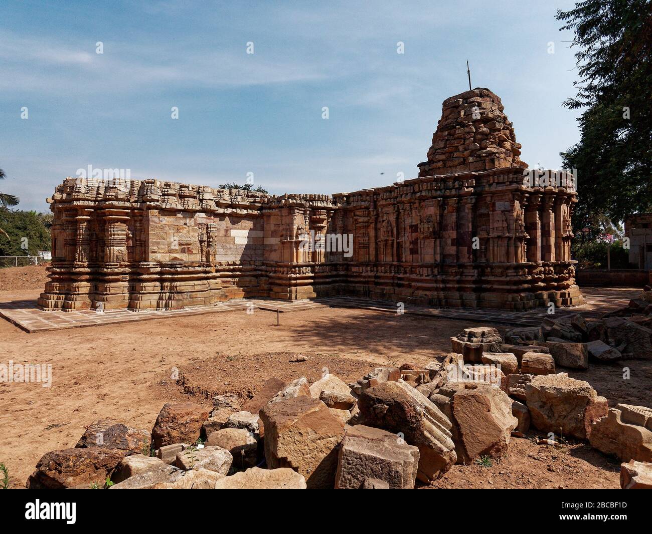 Ancient Banashankari temple Stock Photo - Alamy