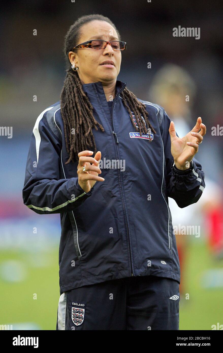 Women football england powell hi-res stock photography and images - Alamy