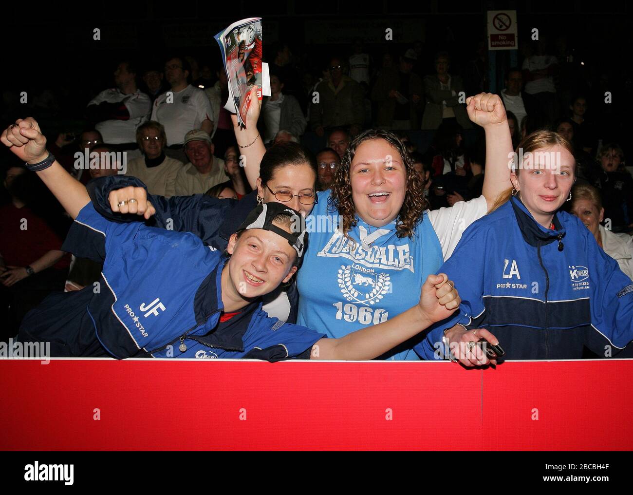 Southend united fans hi-res stock photography and images - Alamy