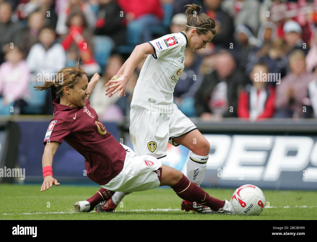 Alex scott footballer hi-res stock photography and images - Alamy