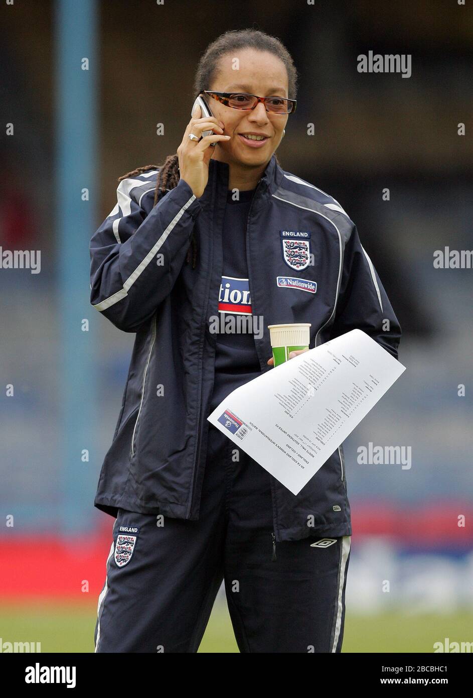 Women football england powell hi-res stock photography and images - Alamy