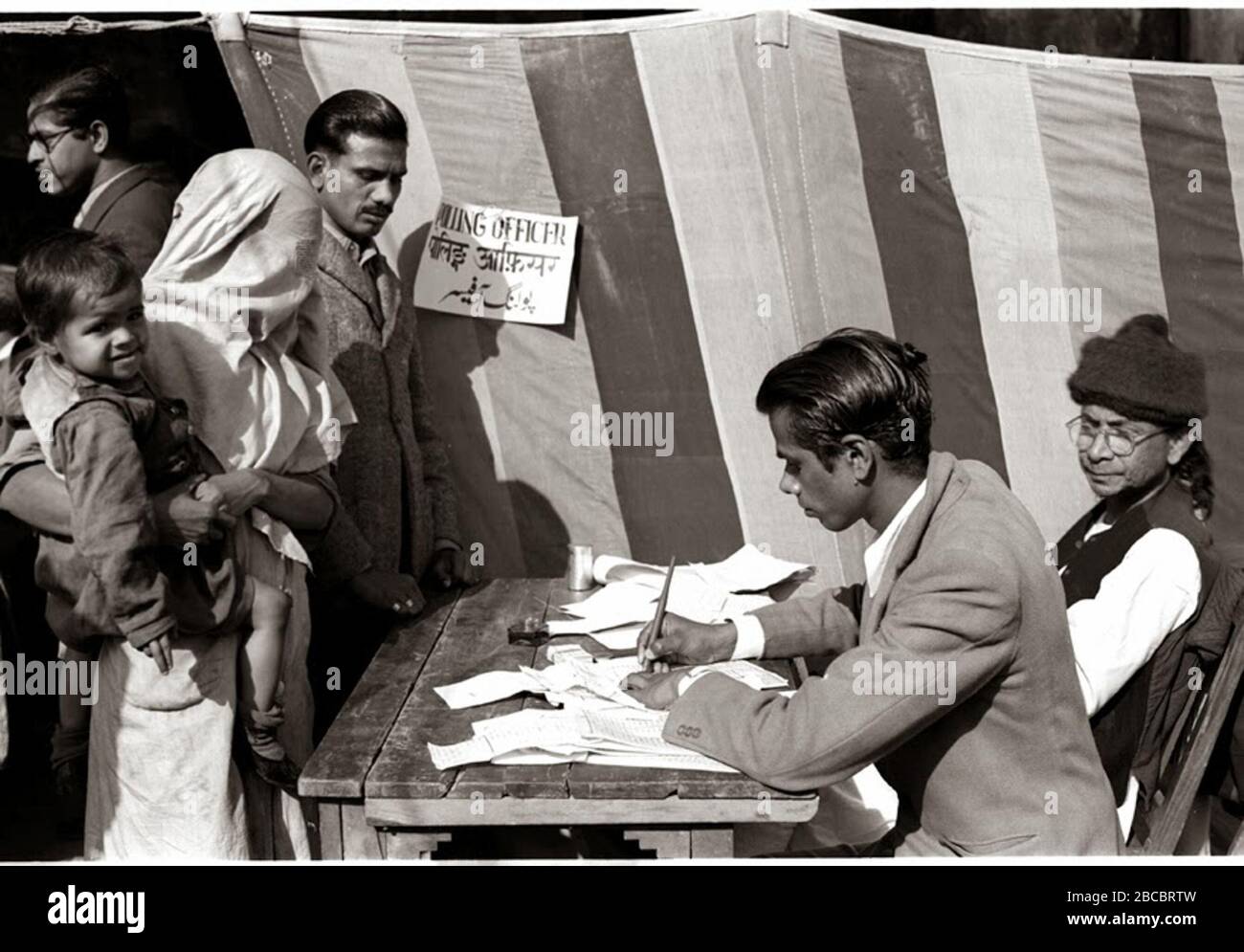 First general election india hi-res stock photography and images - Alamy