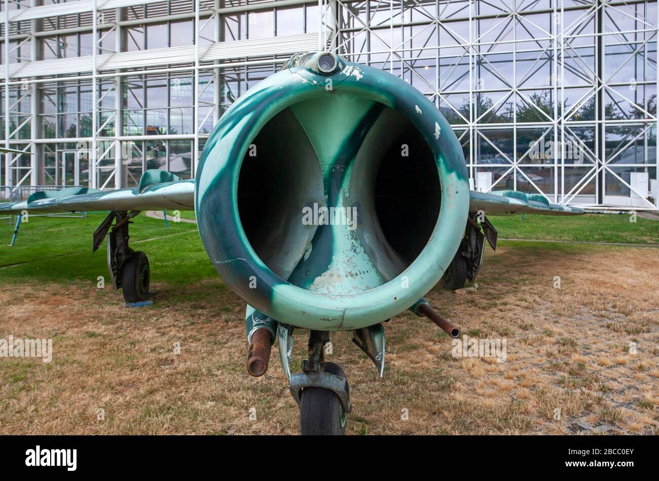 Mig 17 hi-res stock photography and images - Alamy