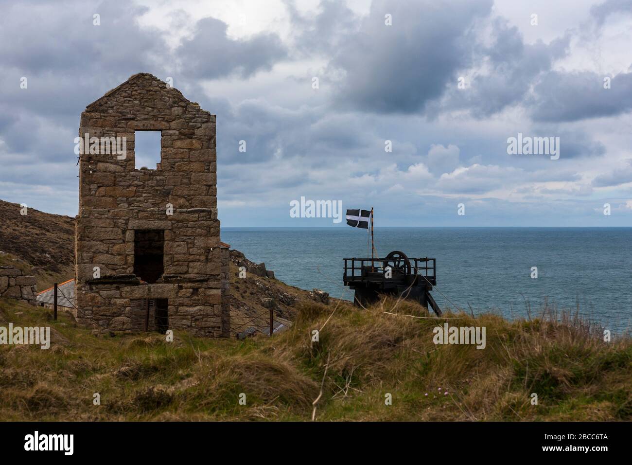 Ruins of the pump engine house, Levant Mine, UNESCO World Heritage Site ...