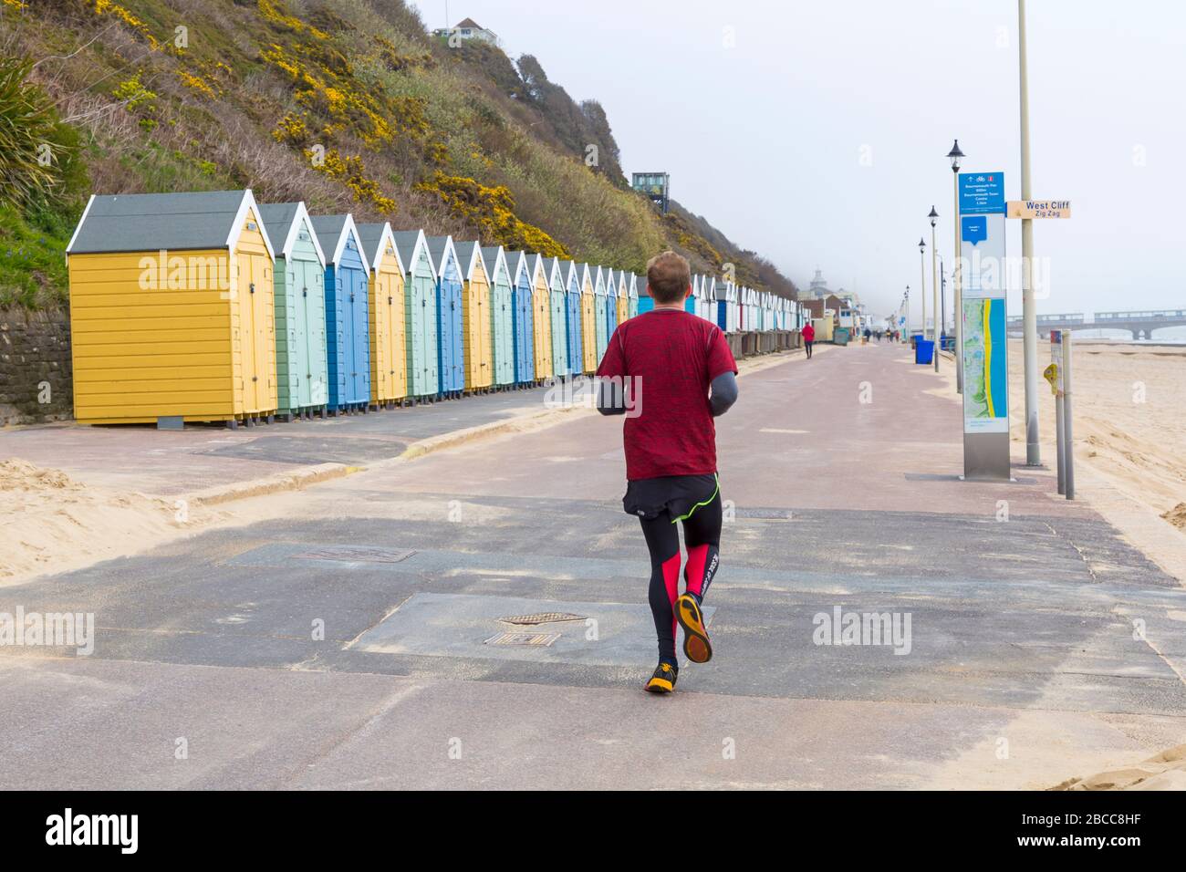 Bournemouth, Dorset UK. 4th April 2020. Bournemouth beaches mainly ...