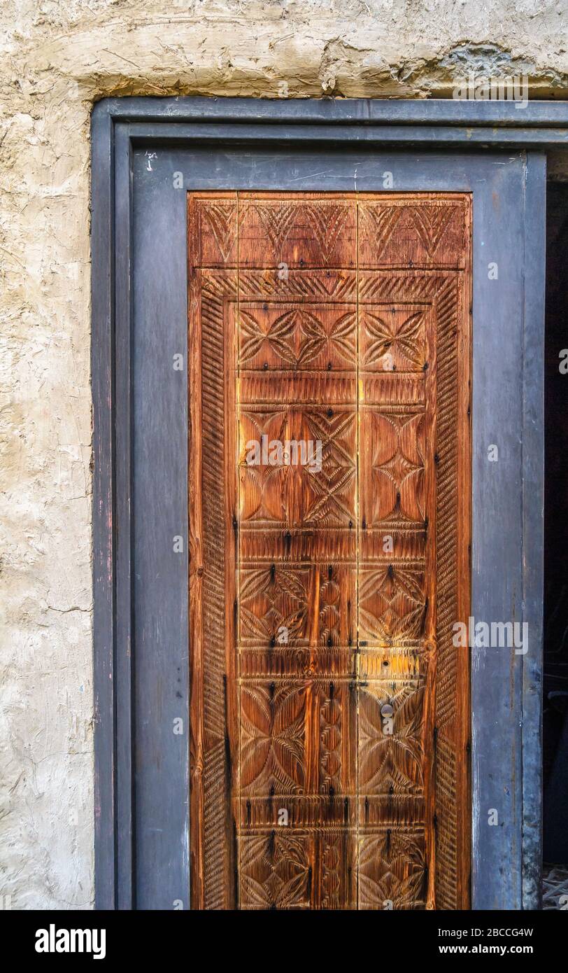 Saudi building traditional wall detail hi-res stock photography and ...