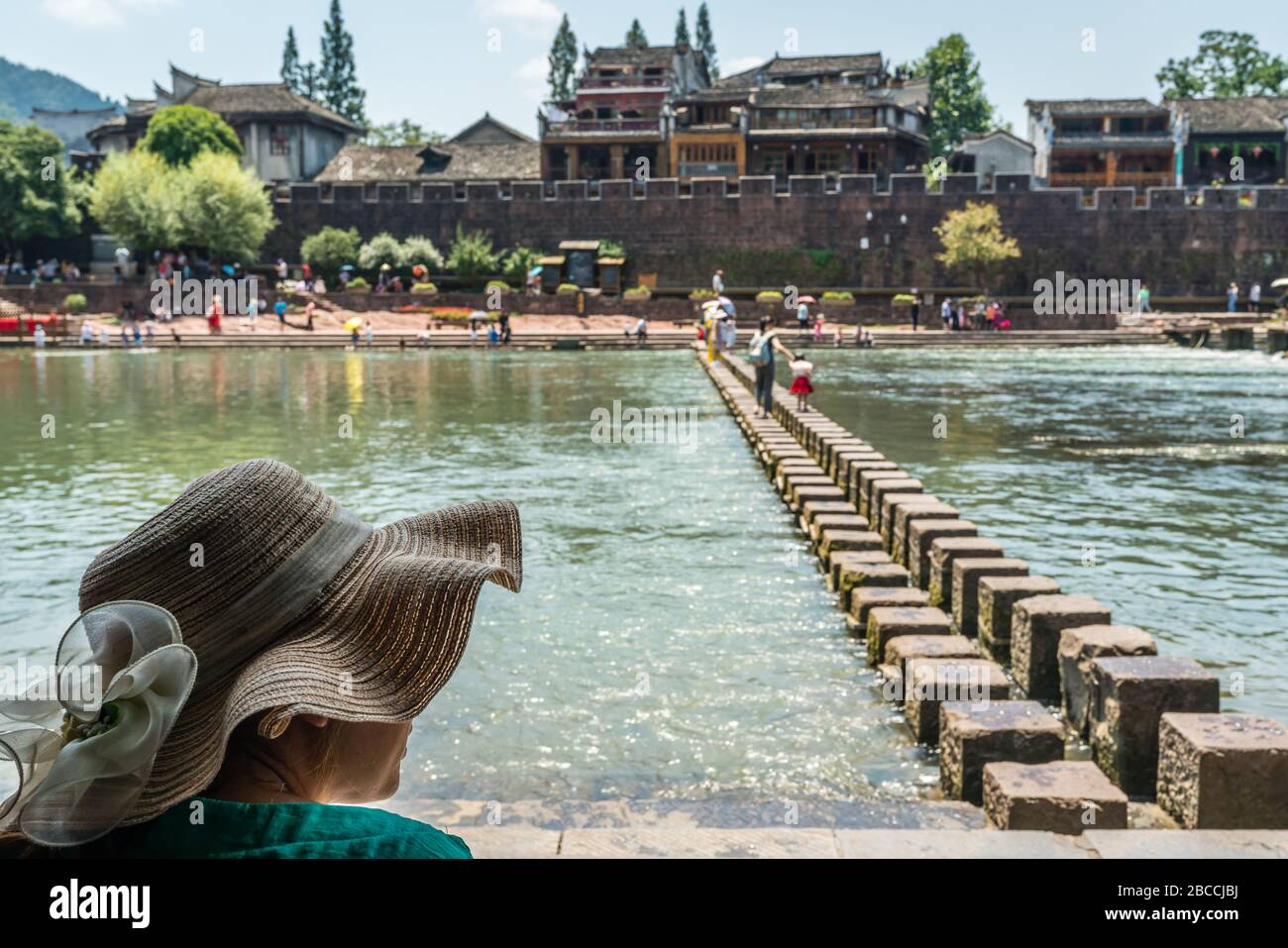 Flowin hi-res stock photography and images - Alamy