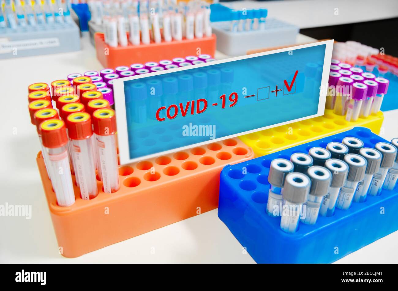 Virology test tube hi-res stock photography and images - Alamy