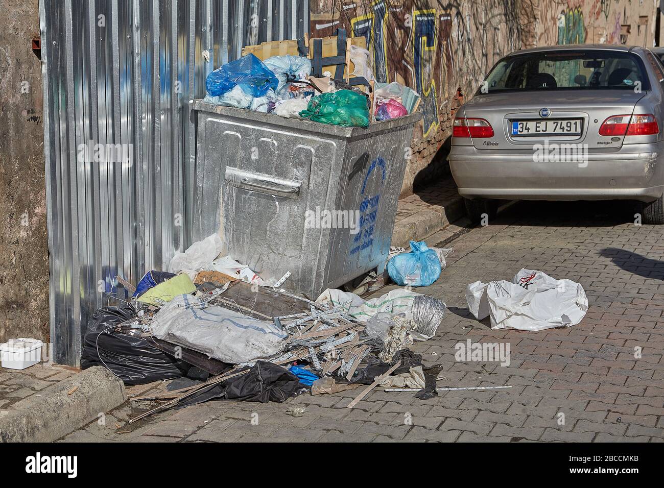 Plastic bag pollution istanbul hi-res stock photography and images - Alamy