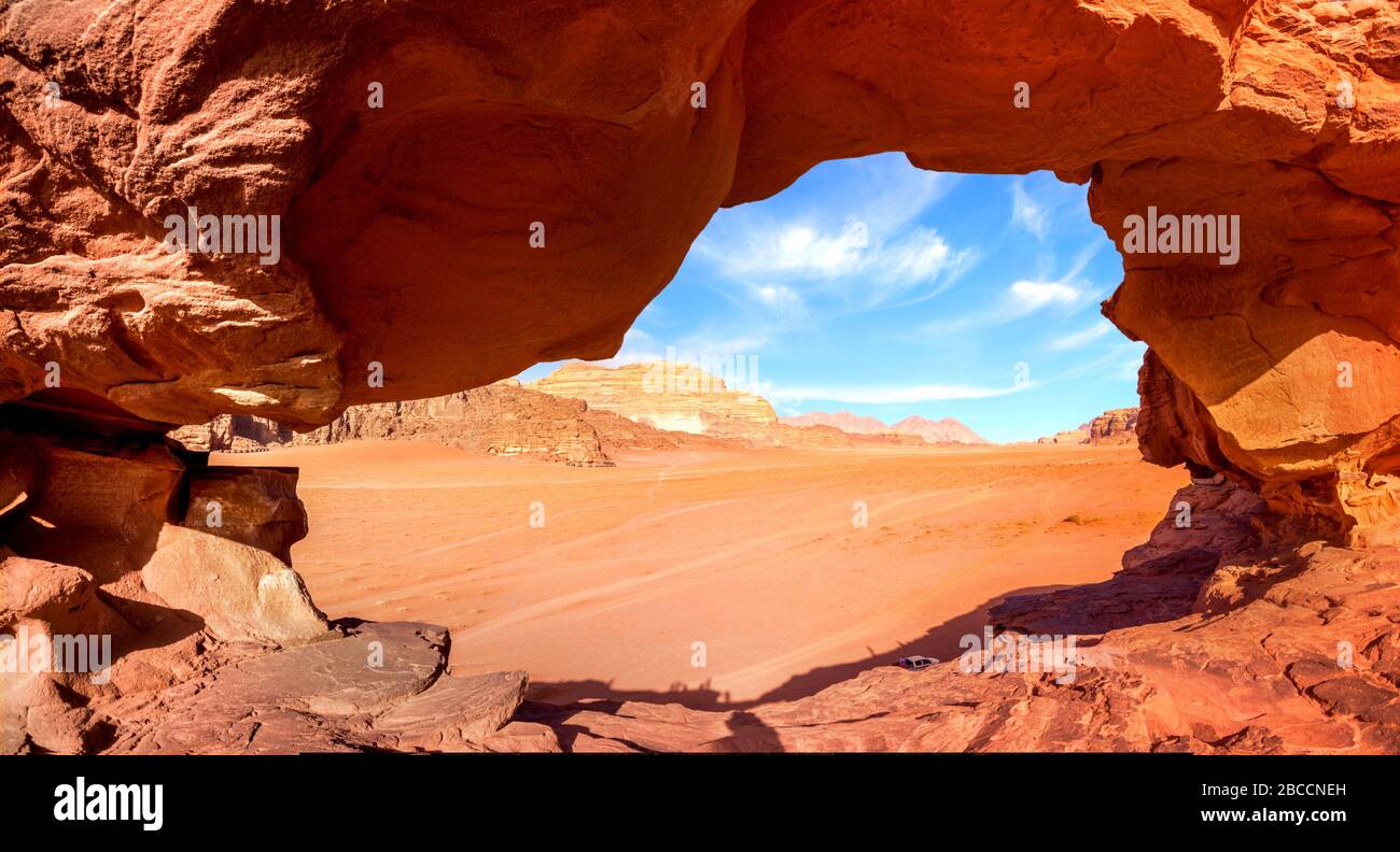 Wadi Rum desert in Jordan Stock Photo - Alamy