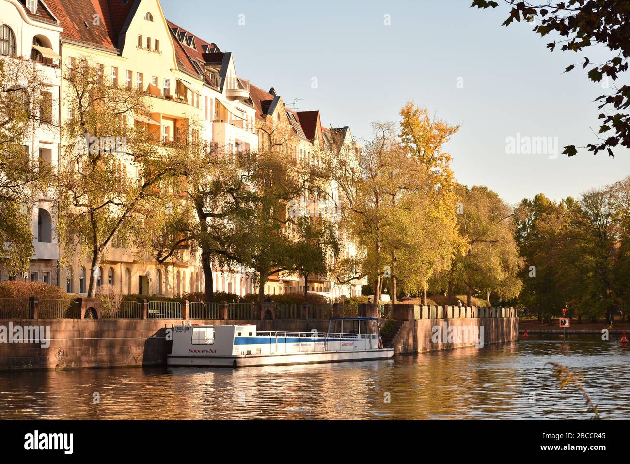 Scene on the Spree river in Charlottenburg berlin Stock Photo - Alamy