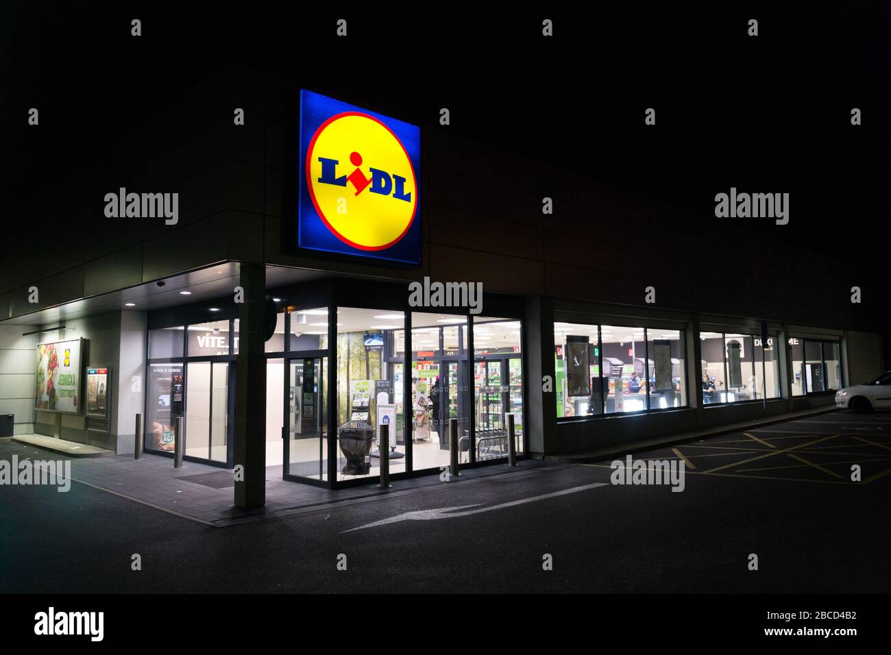 Lidl us hi-res stock photography and images - Alamy