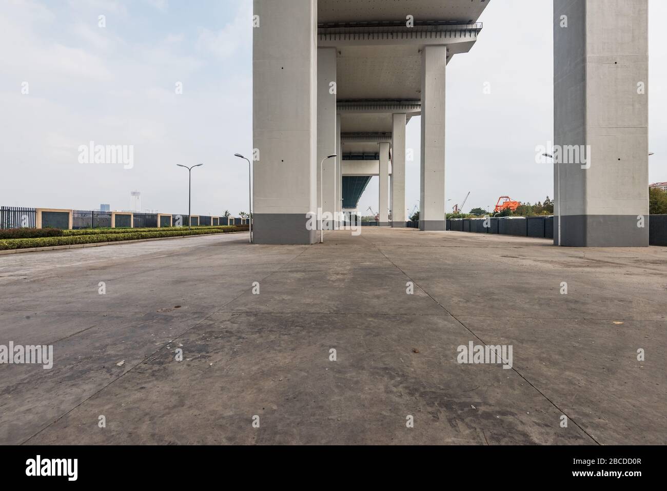 Under the pier at concrete ground Stock Photo - Alamy