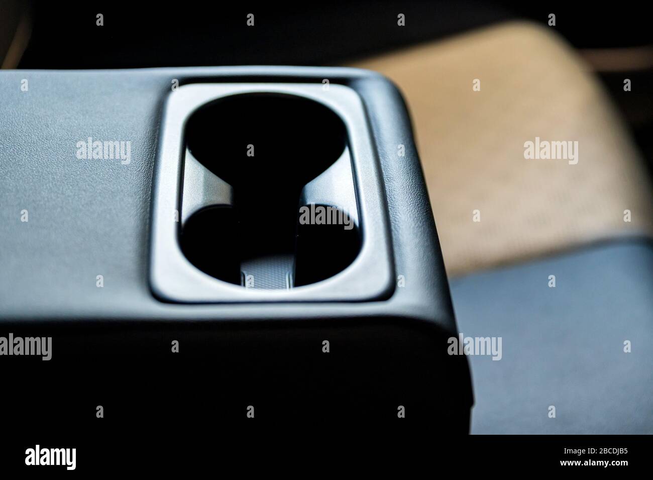 Car cup holders hi-res stock photography and images - Alamy