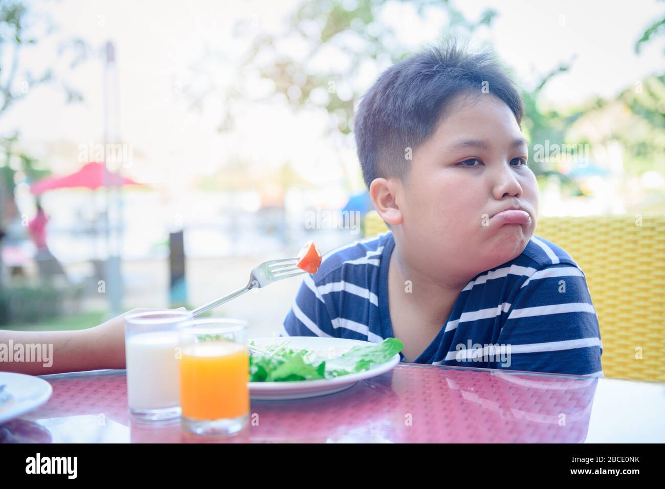 Fat crying hi-res stock photography and images - Alamy